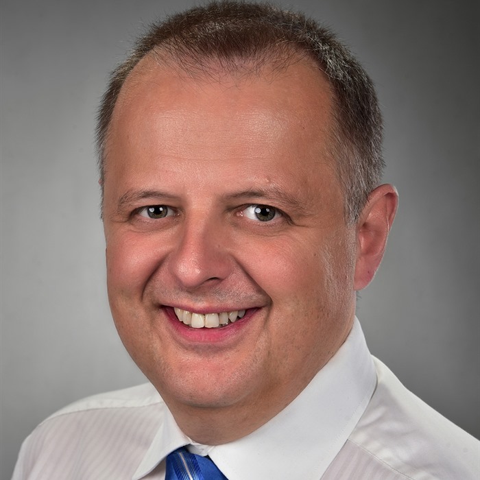 Employee Michael Kuch